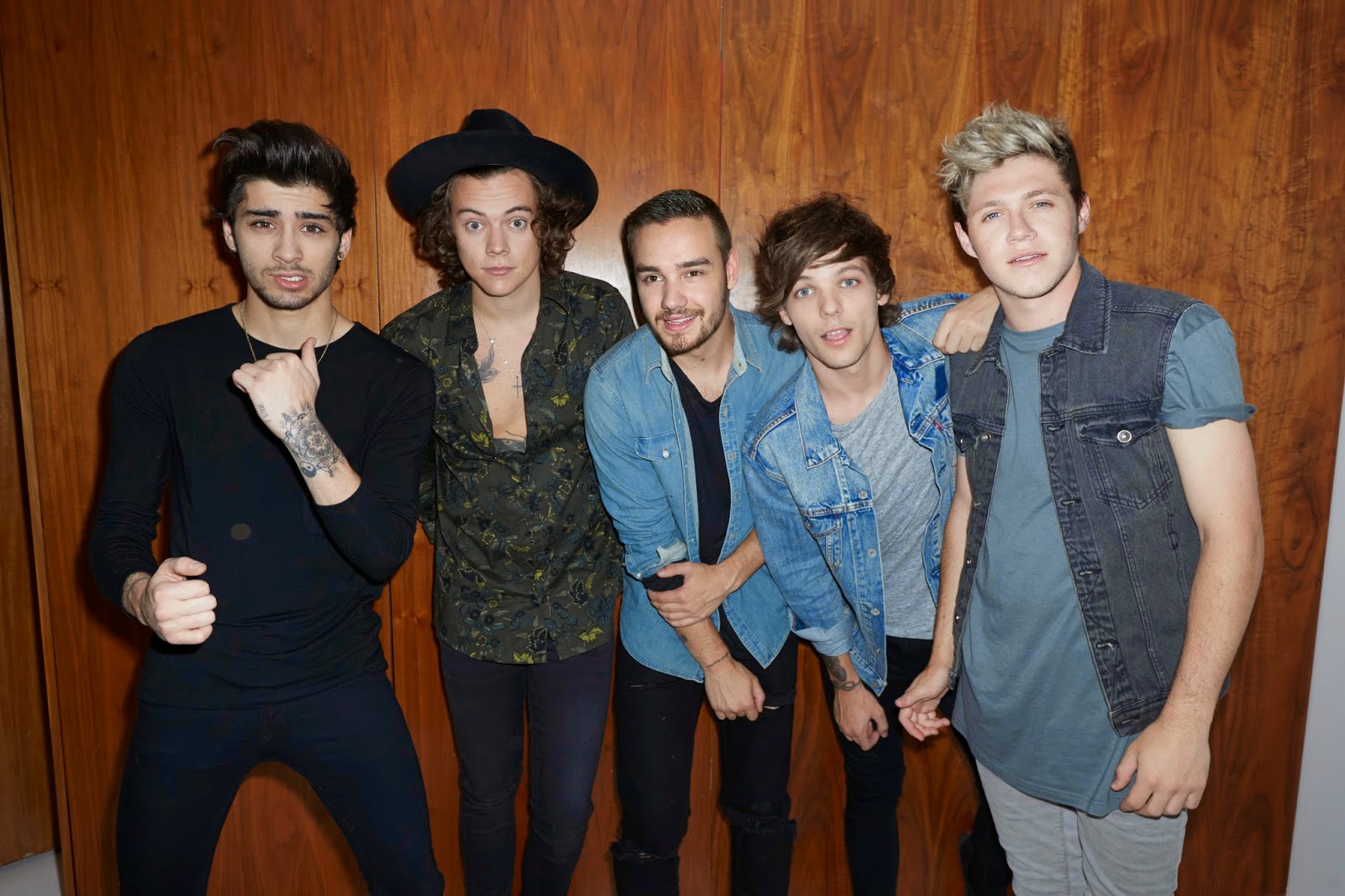 Viciadas por One Direction: Novas Fotos do One Direction no Ensaio ...